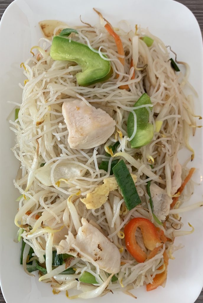 69.Mihoen met kip en groente - Chinees Restaurant Chi Maastricht
